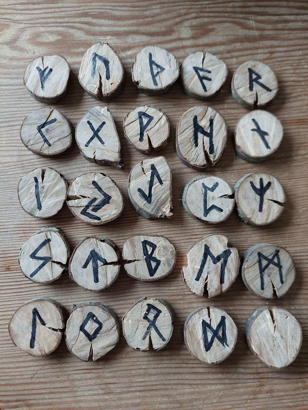 runer - Den Gyldne Cirkel